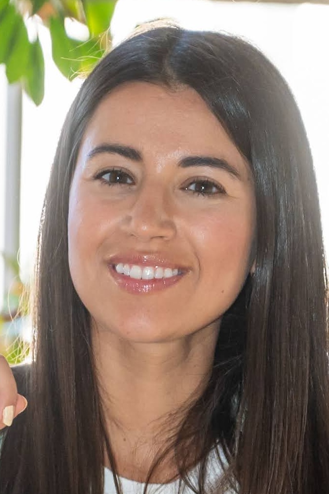 Gloria Román Ruiz - Estudios del Tiempo Presente